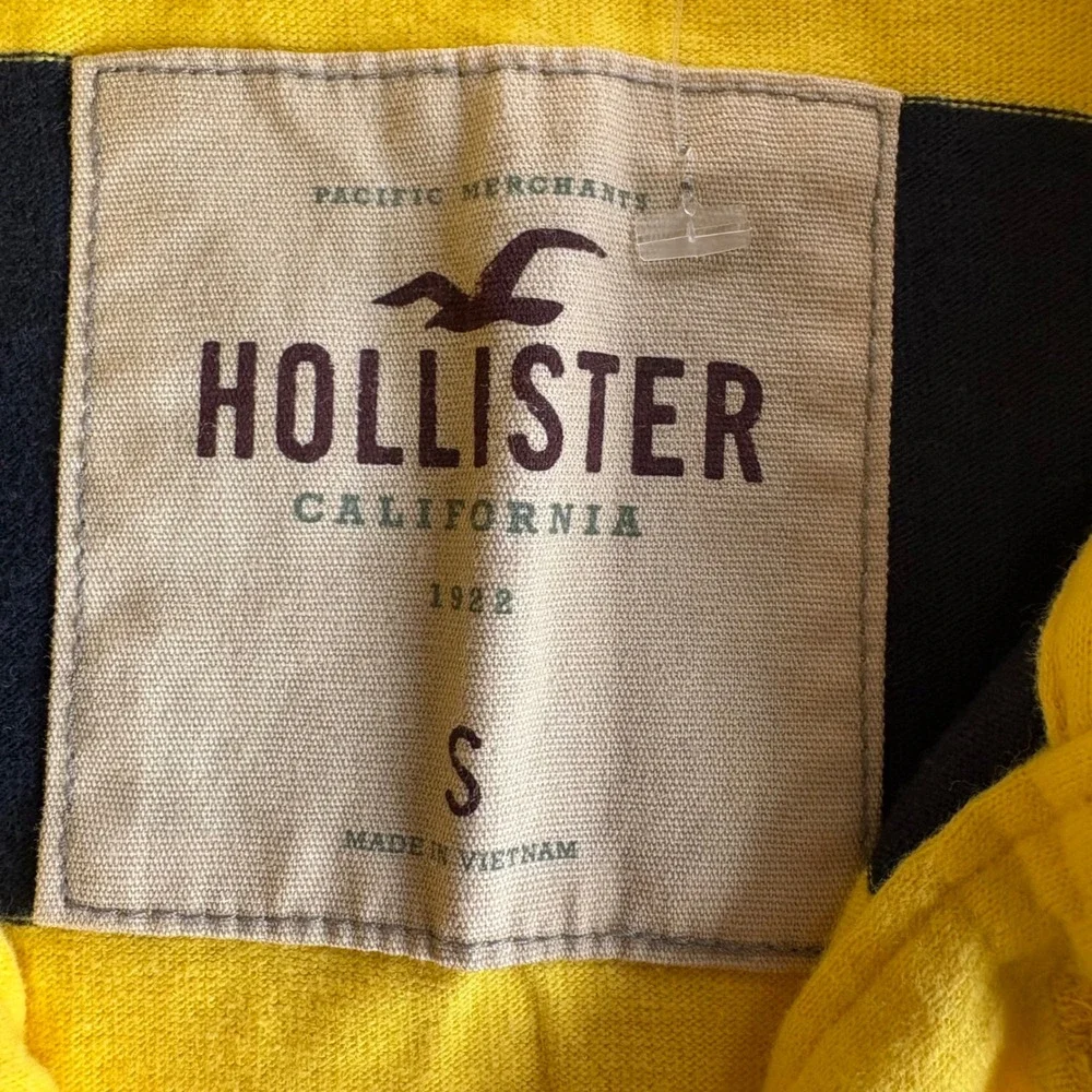 Hollister | Shirts | Y2k Hollister Small Striped Polo Shirt Navy Blue ...